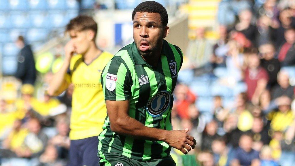 Joe Skarz: Oxford United to monitor defender's shoulder injury - BBC Sport