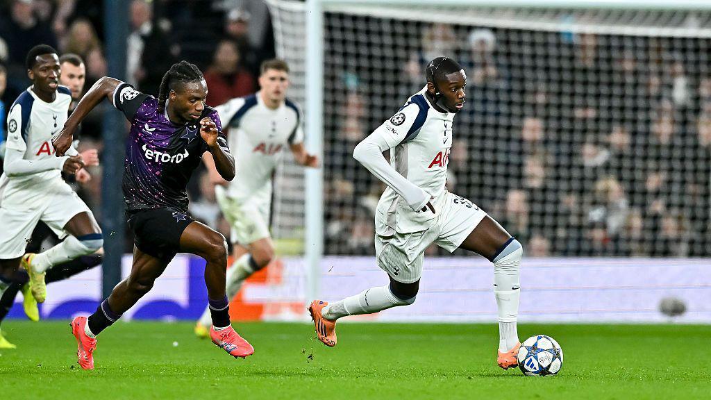 Tottenham news: Spurs win but 'still a lot of work to do' - Reid - BBC ...
