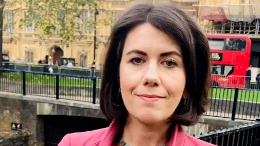 Beth sydd yn y Gyllideb i Gymru? - BBC Cymru Fyw