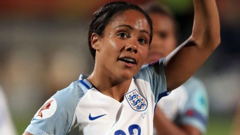 Alex Scott: Arsenal Women and ex-England right-back to retire - BBC Sport