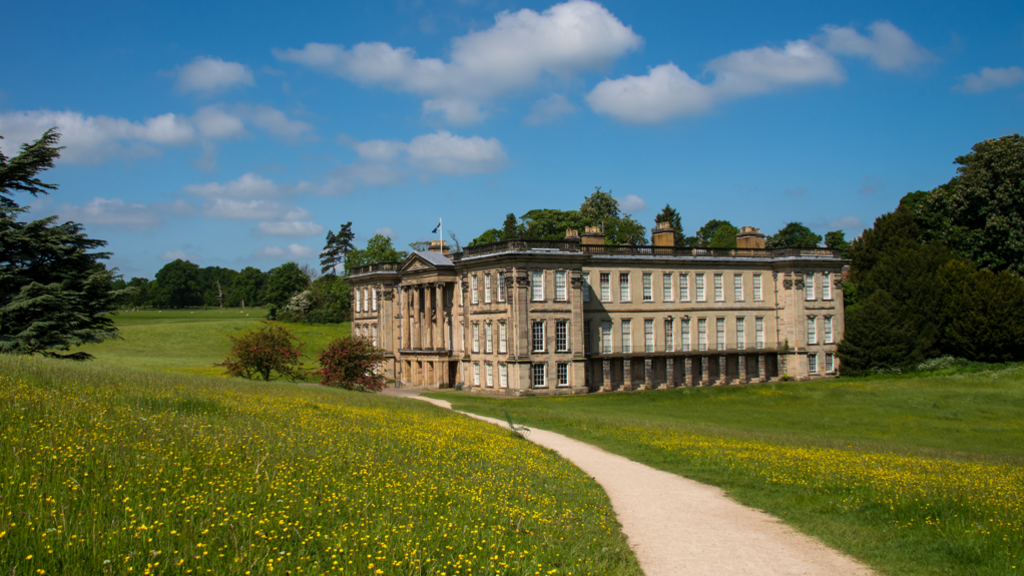 Calke Abbey becomes location for TV show Outlander - BBC News