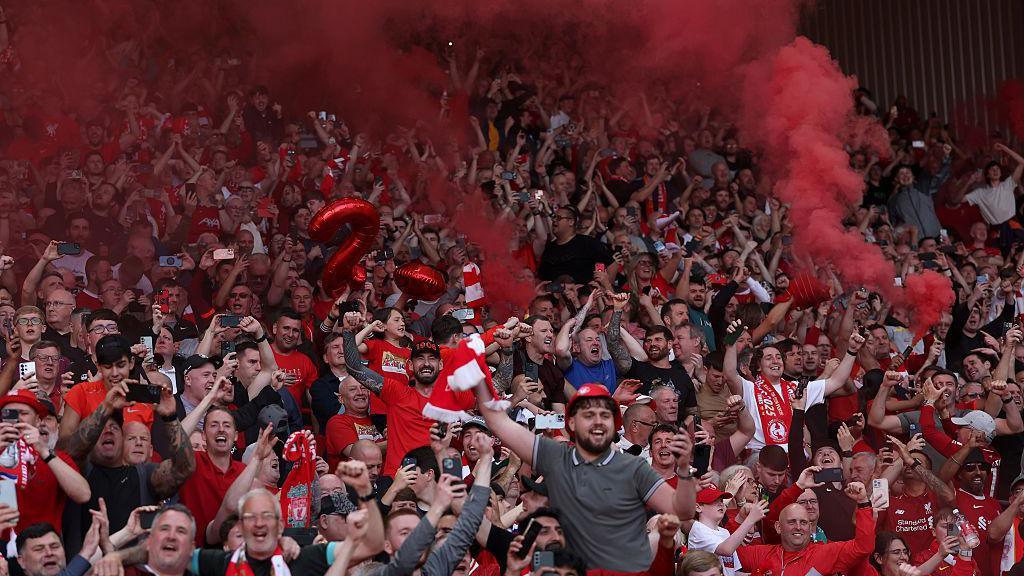 Liverpool 5-1 Tottenham: Fan views on Premier League title win - BBC Sport