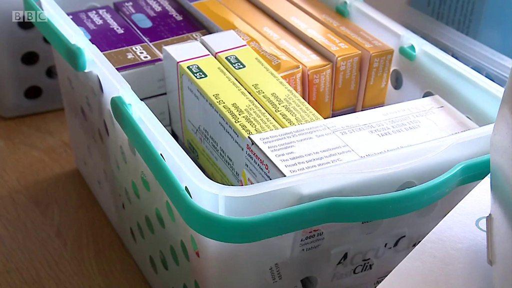 NHS an Alba air dà chungaidh-leigheas a dhìultadh airson daoine le ...