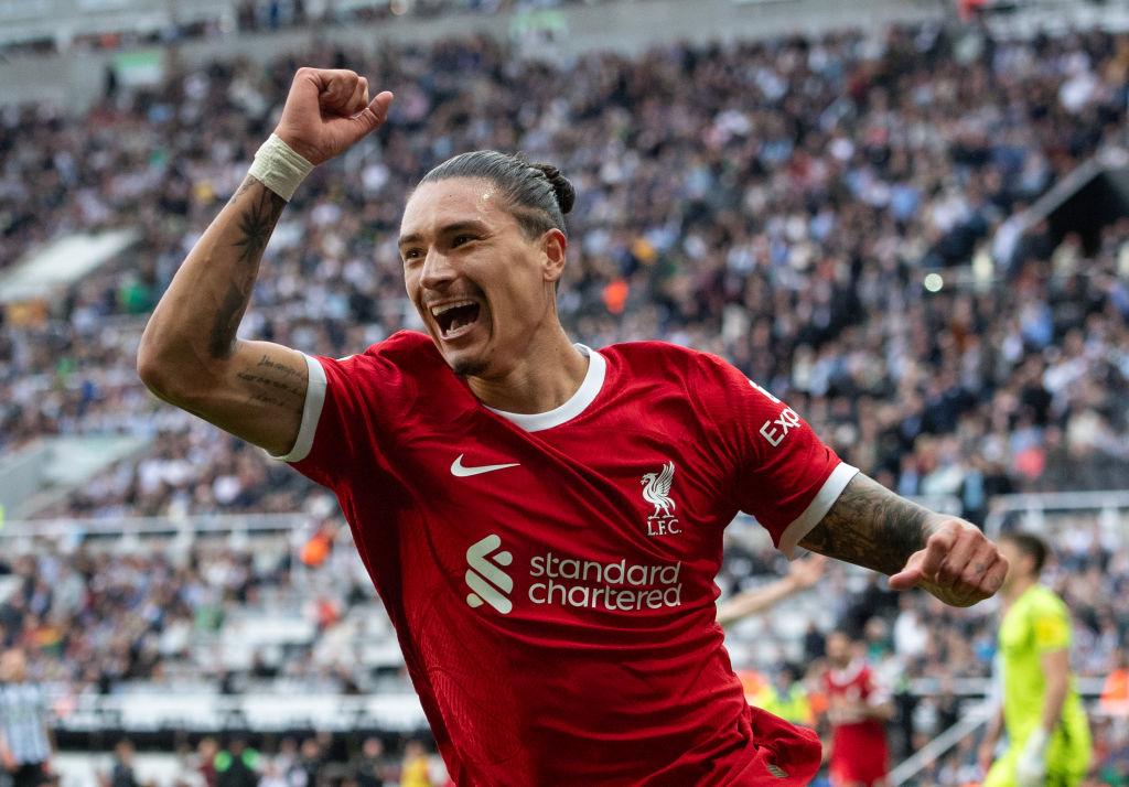 Liverpool: Nunez is 'different' to Klopp's options - Kuyt - BBC Sport
