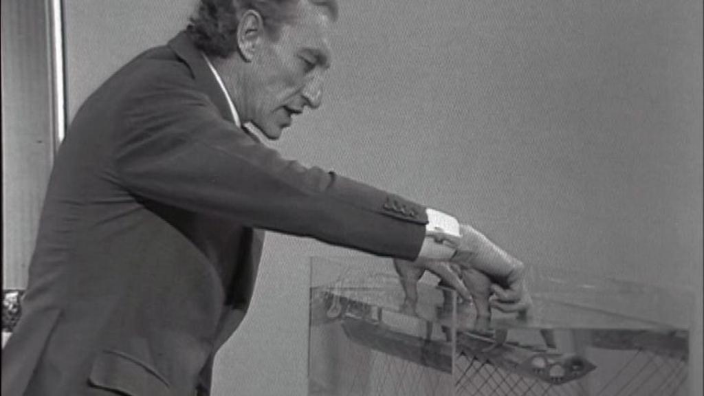 BBC Archive 1971: Floating submarine bridge - BBC