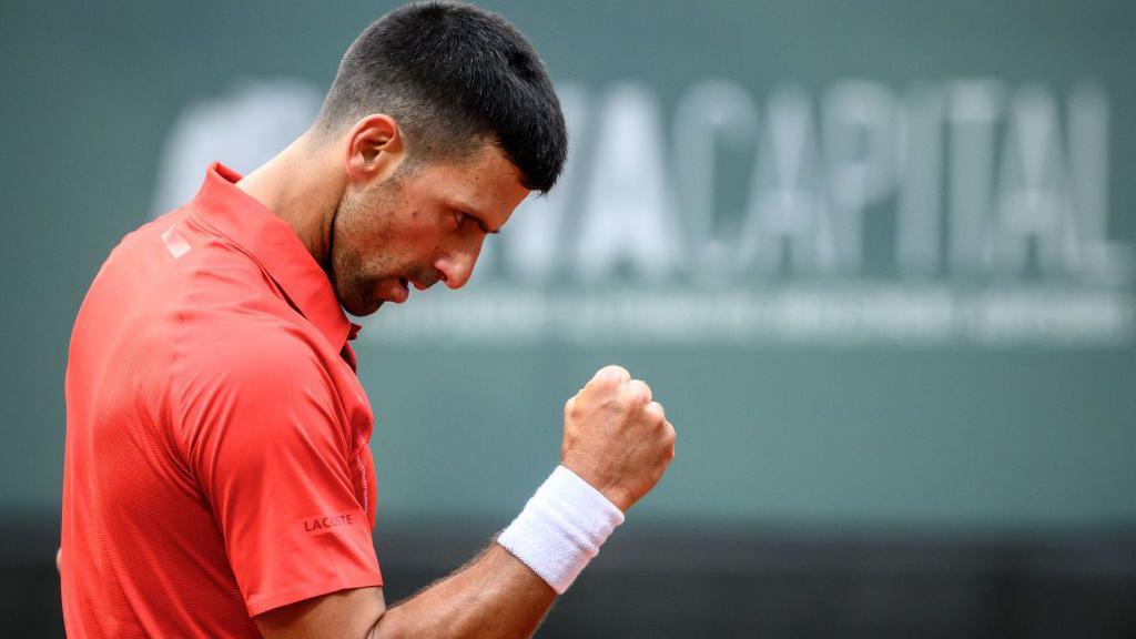 Novak Djokovic: World number one reaches Geneva Open semi-finals - BBC Sport