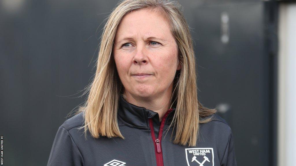 West Ham's Rehanne Skinner on female coaches, ambitions & scuba diving ...