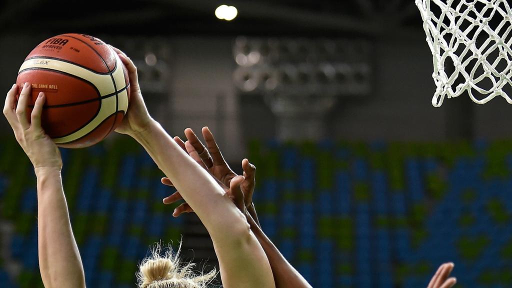 Basketball: Women - Spain v Senegal - BBC Sport
