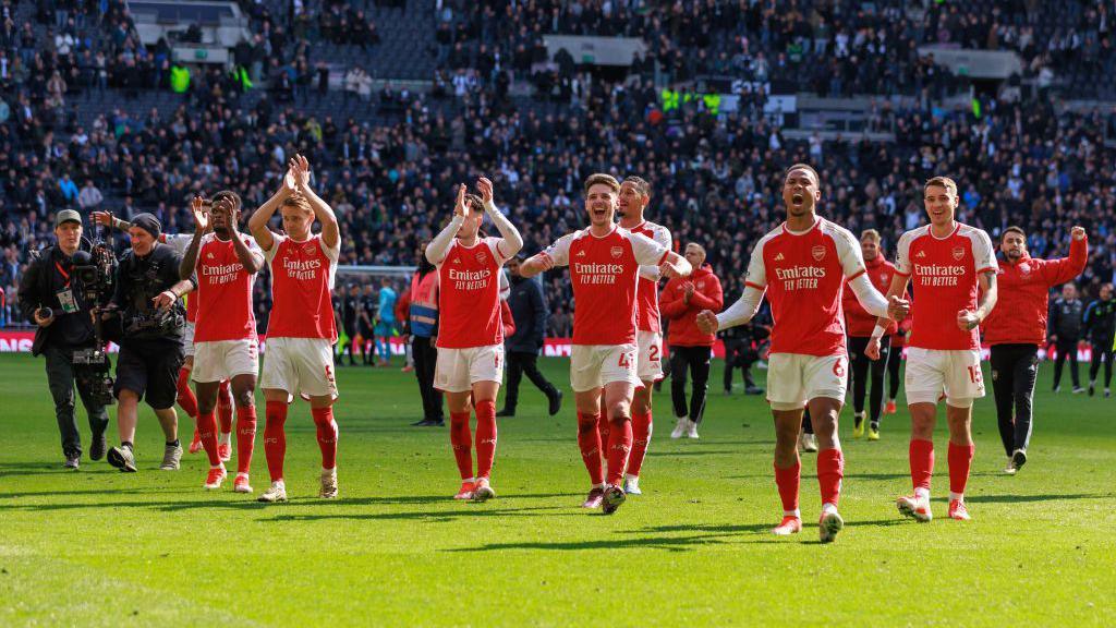 Arsenal news: Opinion - Fan's moment of the year - BBC Sport