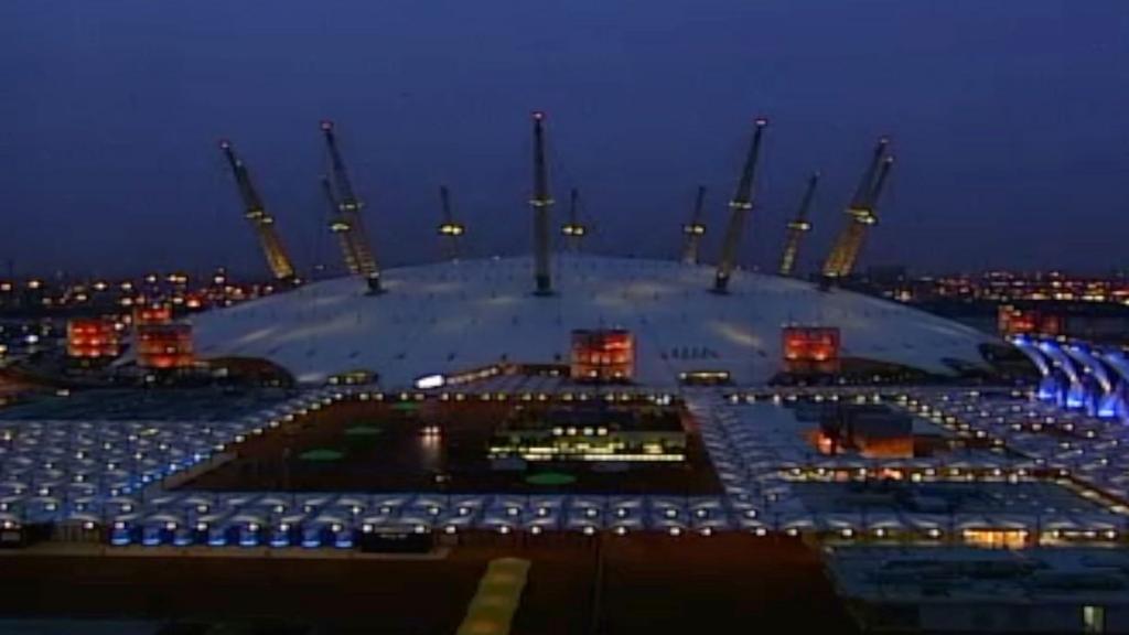 BBC Archive 1999: Millennium celebrations - BBC