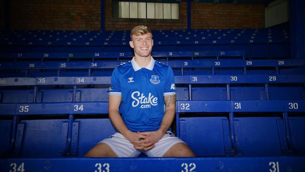 Jarrad Branthwaite: 'The fans were key to my signing' - BBC Sport