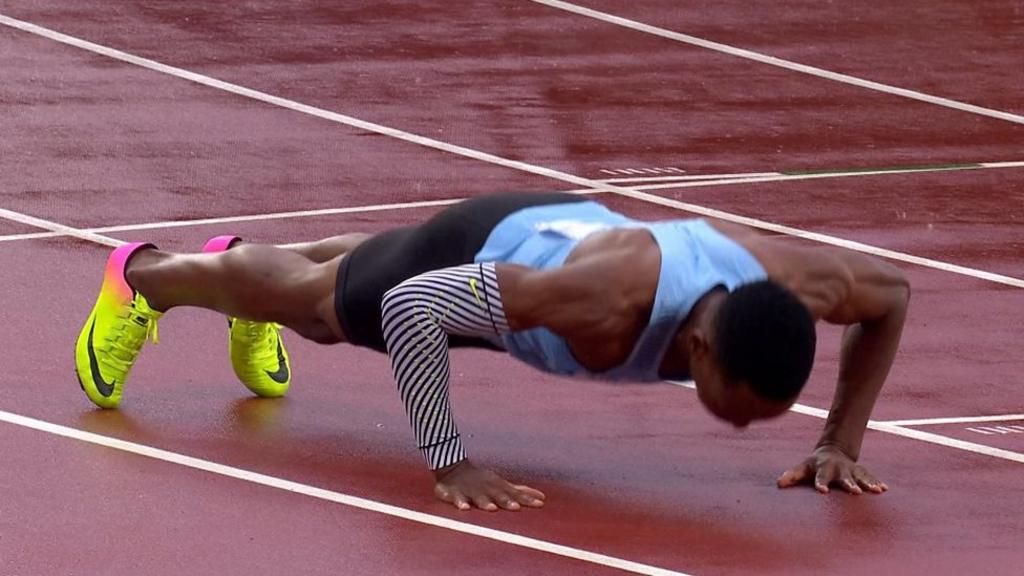 Watch the man who had to race on his own - BBC Newsround
