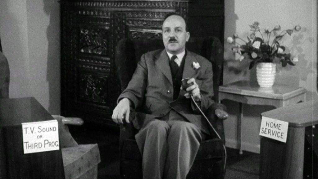 BBC Archive 1958: How to get stereo sound on BBC Radio - BBC