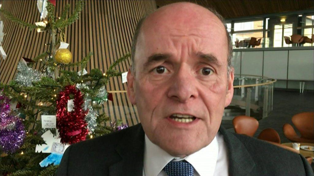 Sesiwn holi'r prif weinidog: Dehongliad Vaughan Roderick - BBC Cymru Fyw