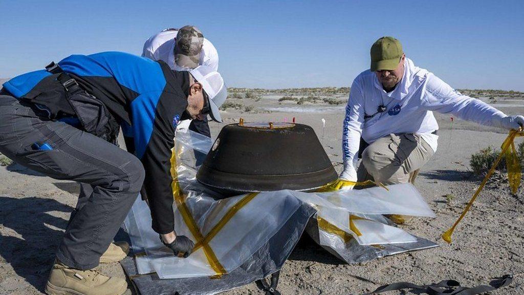 The moment Nasa's Osiris-Rex capsule lands back on Earth - BBC Newsround