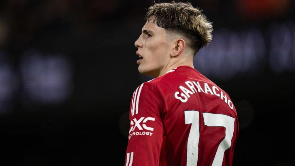 Man Utd news: Opinion - Fan on potential sale of Alejandro Garnacho ...