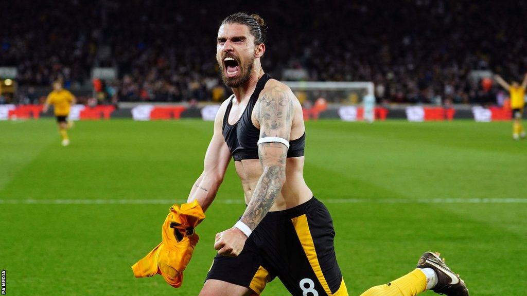 Wolves 2-0 Crystal Palace: Julen Lopetegui's side take big step towards ...