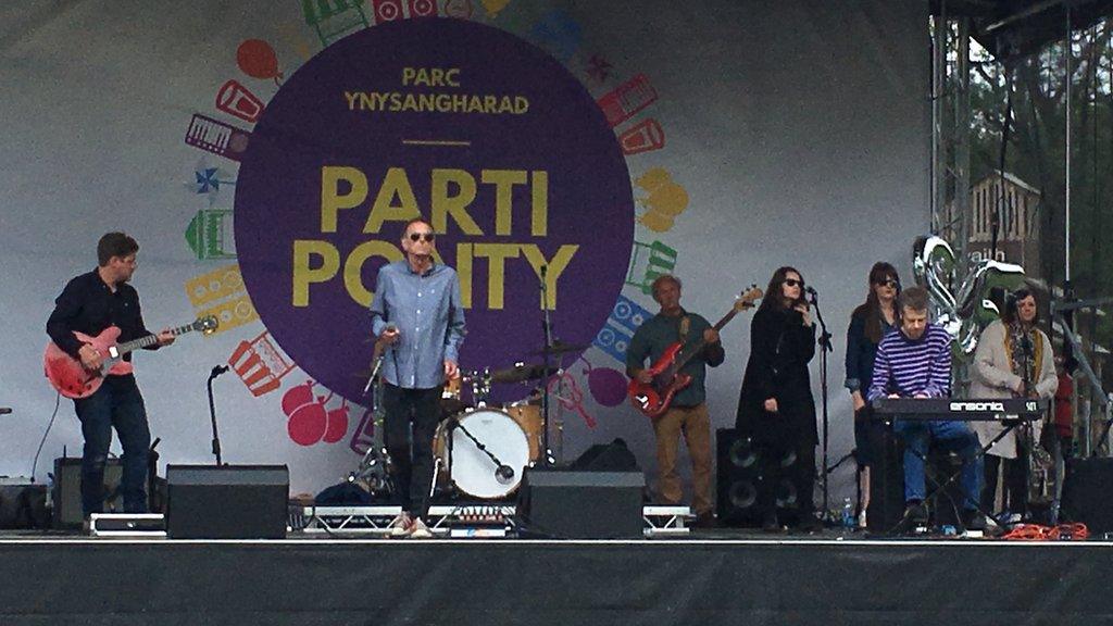 Lluniau: Parti Ponty 2017 - BBC Cymru Fyw