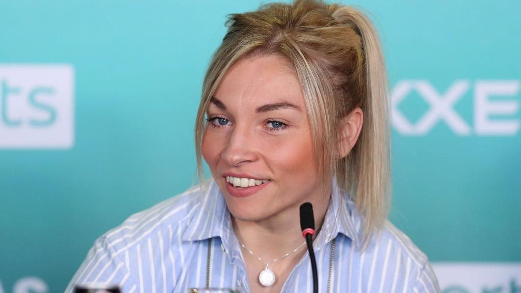 Lauren Price: World title fight is 'just the start' - BBC Sport