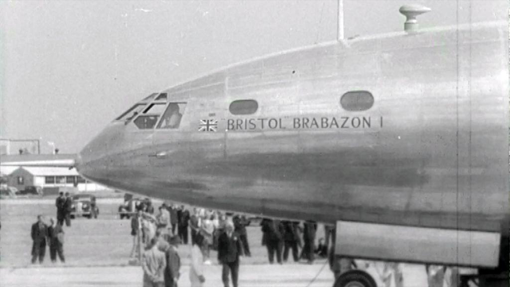 BBC Archive 1950: Bristol Brabazon lands in London - BBC