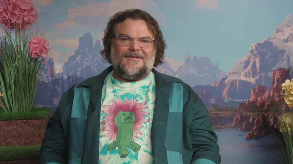 Minecraft star Jack Black answers YOUR questions - BBC Newsround