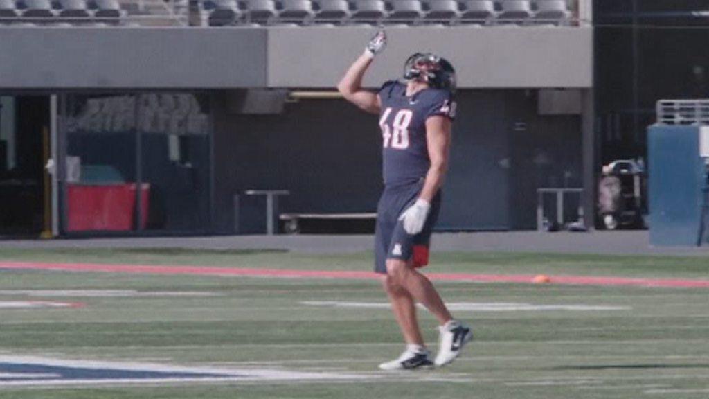 NFL star Rob Gronkowski breaks world record with 640-foot catch - BBC Sport