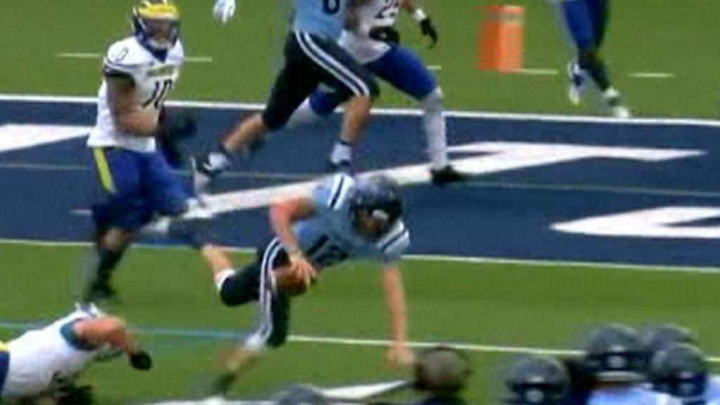Watch incredible somersault touchdown pass in college football game ...