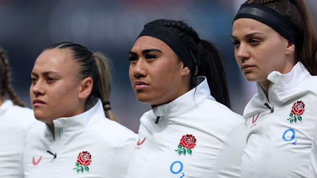 Haineala Lutui's Red Roses debut 'pretty special', says mum - BBC News