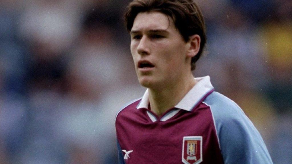 Gareth Barry equals Ryan Giggs' Premier League appearances record - BBC ...