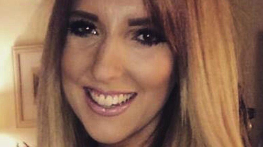 Cancer blogger Anna Swabey always 'my wife' says fiance - BBC News