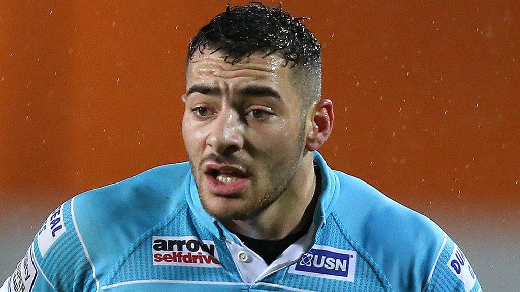 Beau Falloon: Leeds Rhinos hooker leaves club by mutual consent - BBC Sport