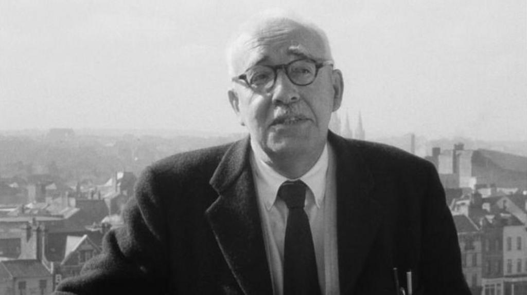 BBC Archive 1961: Frank O'Connor on Cork - BBC