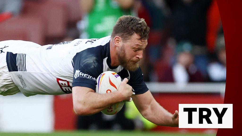 Rugby League World Cup: Elliott Whitehead scores 'brilliant' try for ...