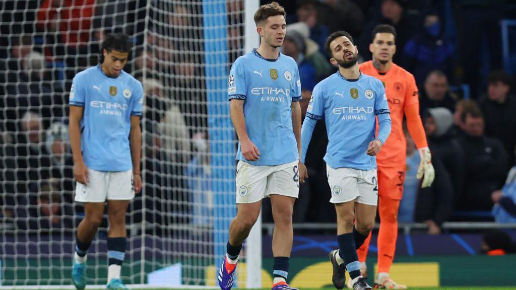 Man City news: 'We have to stay strong and stick together' - Ake - BBC ...