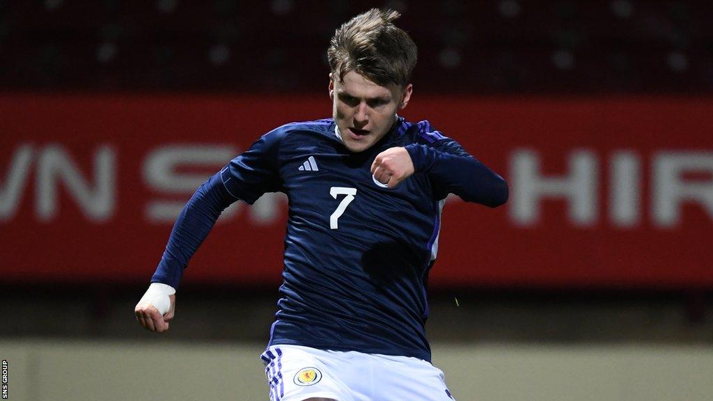 Give Ben Doak 'a chance to breathe' at Liverpool before Scotland call ...