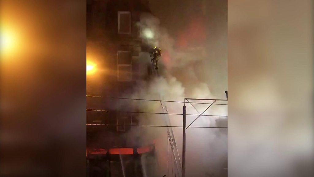 Demolition work begins after Glasgow tenement collapse - BBC News