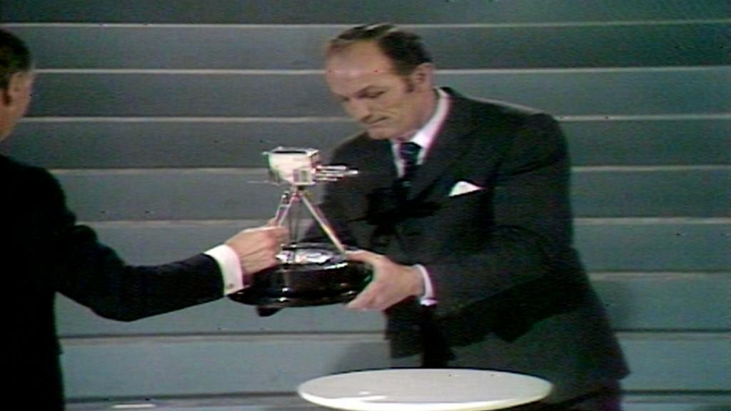 Sir Henry Cooper wins BBC Sports Personality of the Year 1970 - BBC Sport
