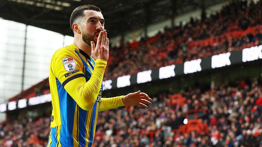 Charlton Athletic 1-5 Southampton: Finn Azaz scores twice as Saints ...