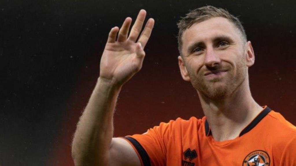 Dundee United: 'Louis Moult's unshakeable confidence makes him ...