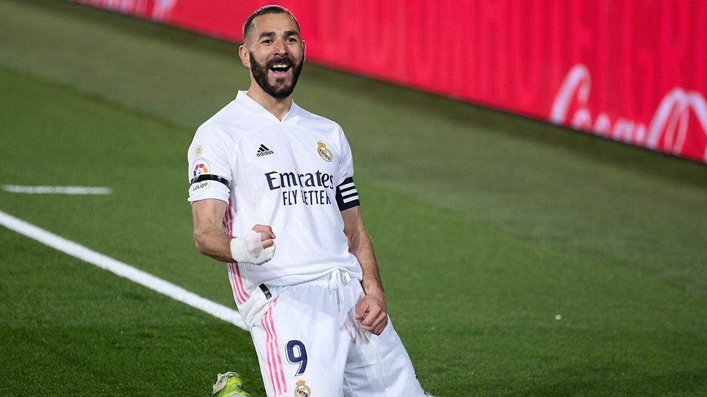 La Liga: Real Madrid beat Barcelona to move top of table - highlights ...