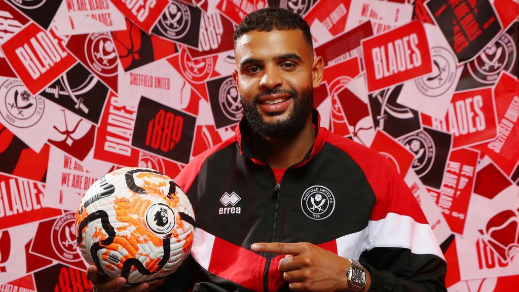 Sheffield United: Blades sign Anis Slimane from Brondby - BBC Sport