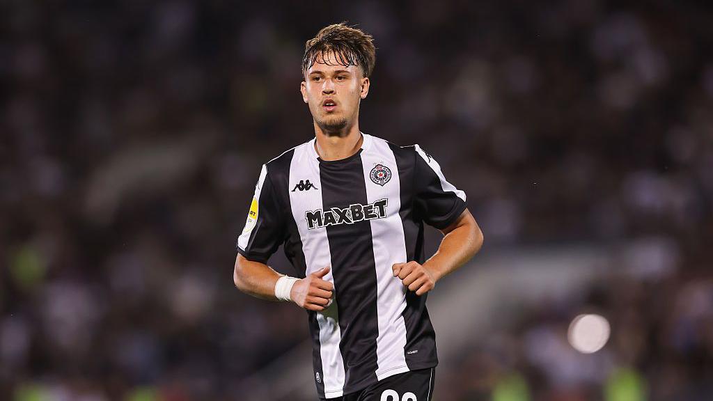 Belgrade score seven as they get ready for Hibs second leg - BBC Sport