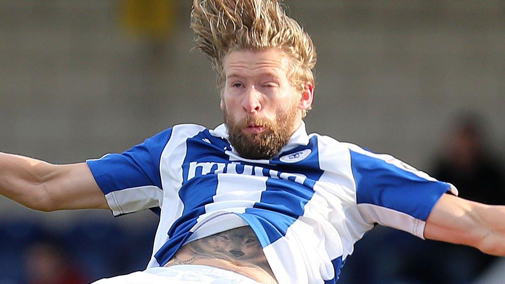 Dominic Vose: Former Bromley striker joins Chester - BBC Sport