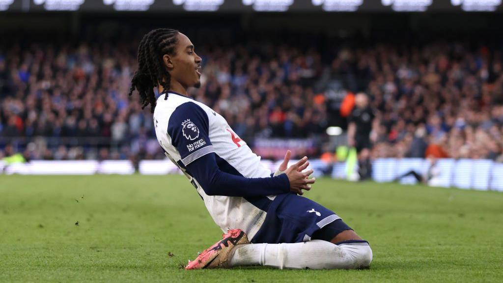 Tottenham News Could Djed Spence s Next Success Be An England Debut Tottenham News Could Djed Spence s Next Success Be An England Debut
