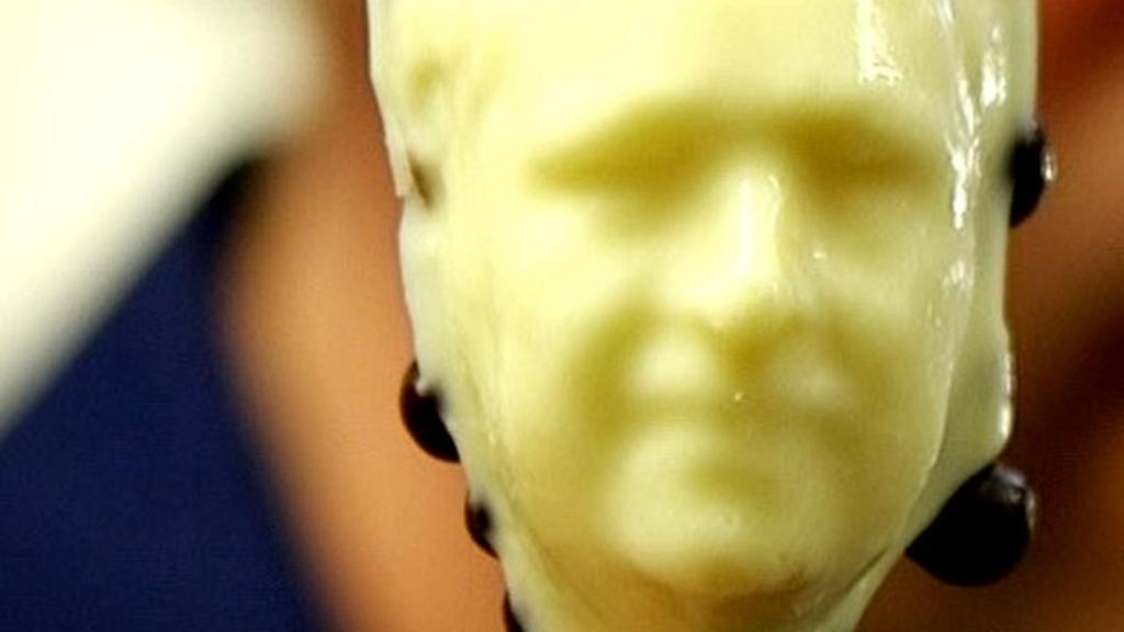 Company can 3D print your face in chocolate. - BBC Newsround