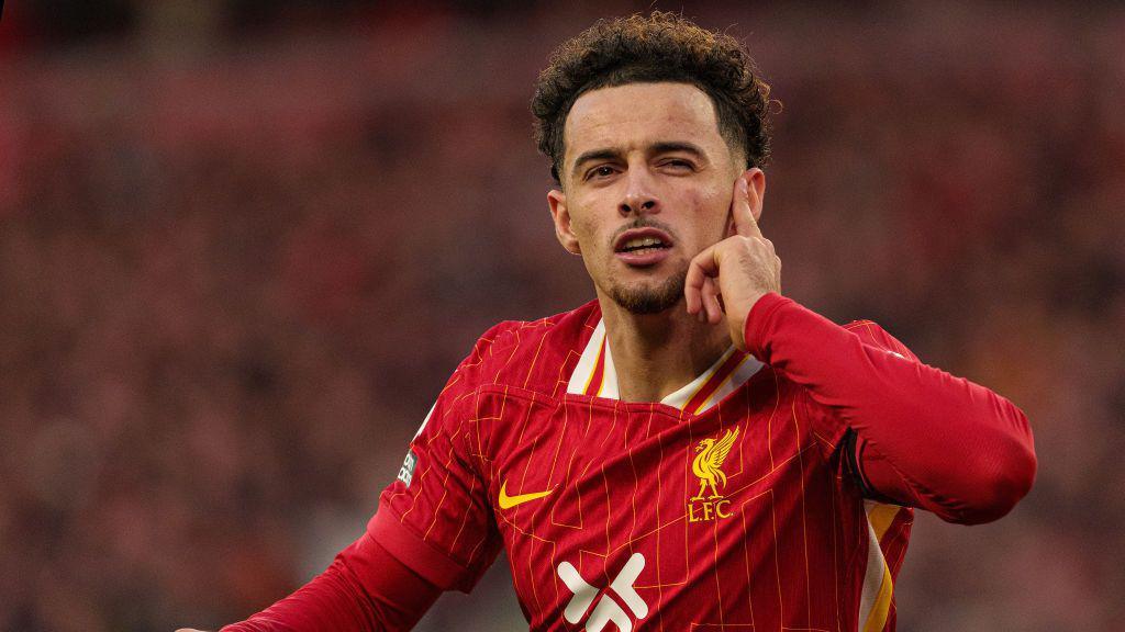 Liverpool: 'Difficult for Slot to leave Jones out' - McNulty - BBC Sport
