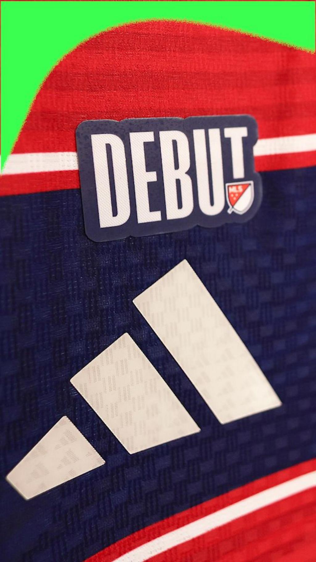 World Cup: Debutants to wear collectable patches on shirts - BBC Sport