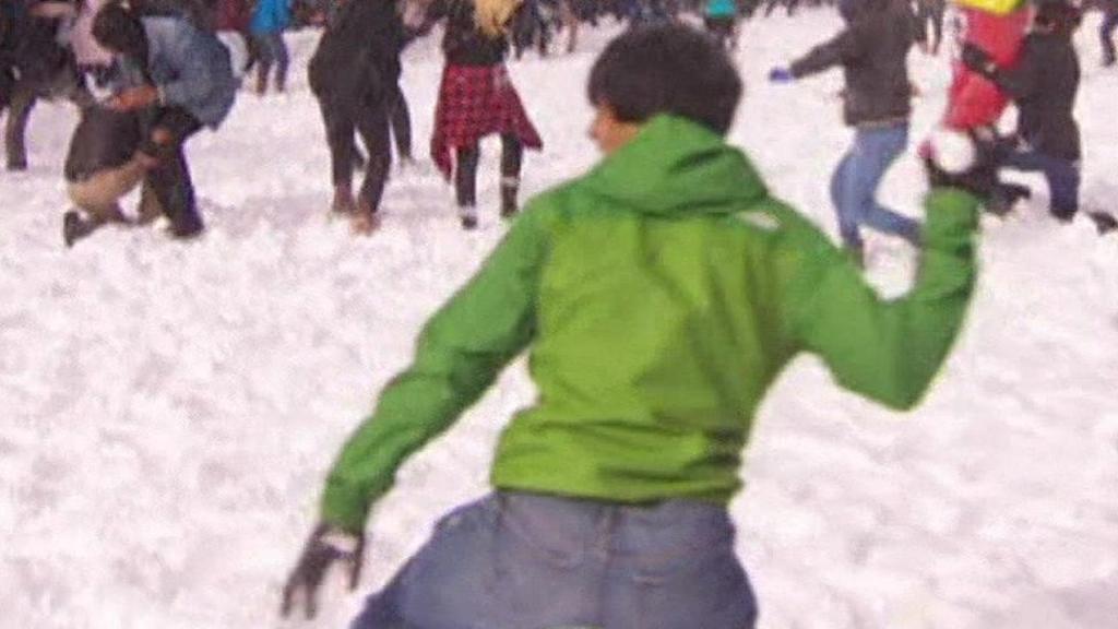Epic snowball fight takes place at university in Canada - BBC Newsround