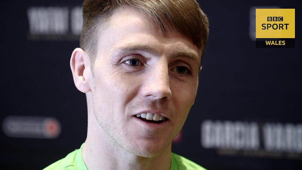 Jay Harris: Welshman thriving on boxing's biggest stage - BBC Sport
