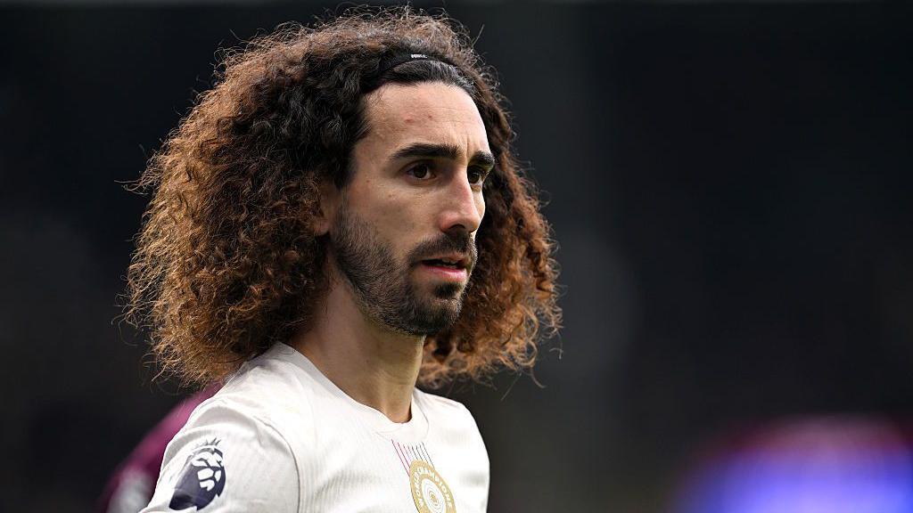 Chelsea analysis: Marc Cucurella exceptional against Burnley - BBC Sport